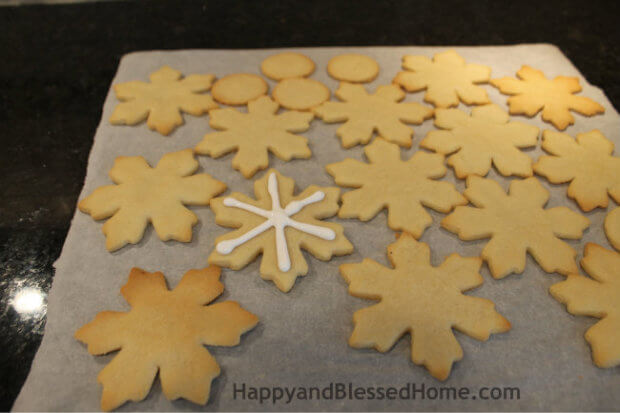 Creating RealMagic with Coca-Cola and a Snowflake Cookie Tutorial