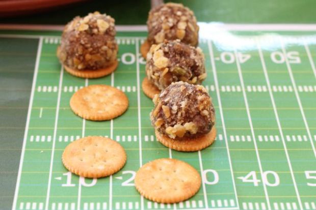 Ritz Cracker Meatballs and FREE Football Party Printables